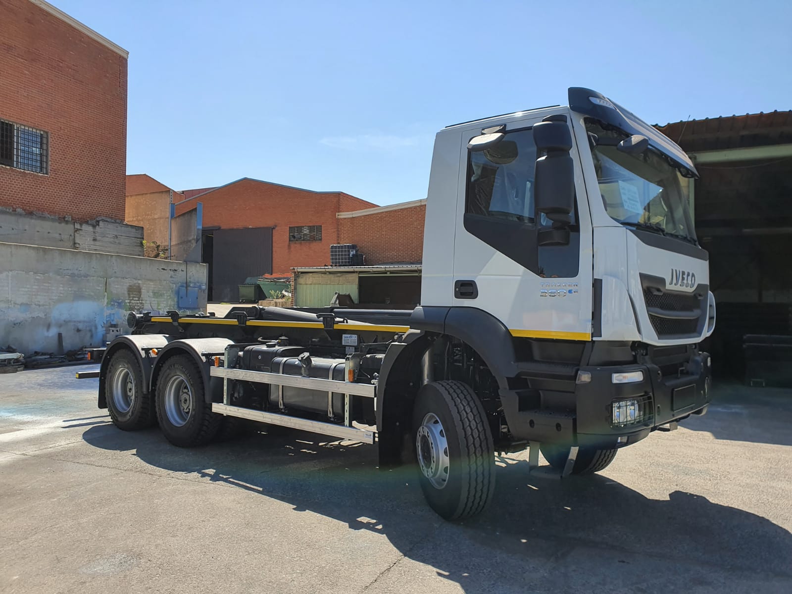 2 NUEVAS UNIDADES DE MV-30/65CT PARA FCC MEDIOAMBIENTE - Cayvol