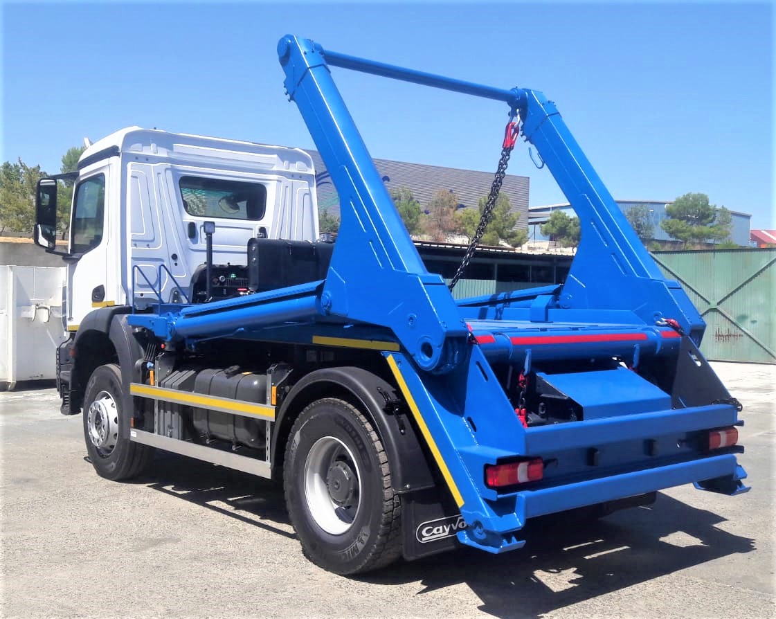 PINSACON RECIBE SU NUEVO FANTÁSTICO MULTICONTAINER MCBT-16 - Cayvol